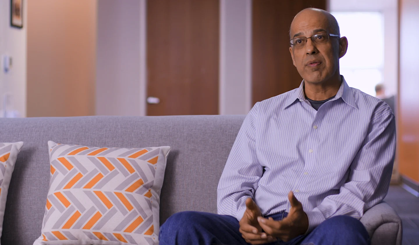 Mercedes-Benz deploys HERE HD Live Map for DRIVE PILOT system