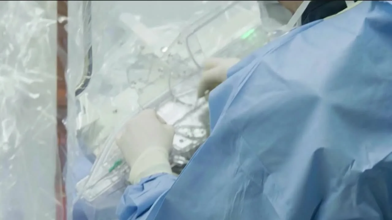 HERE Asset Tracking | Real-Time Asset Visibility | Solutions | HERE