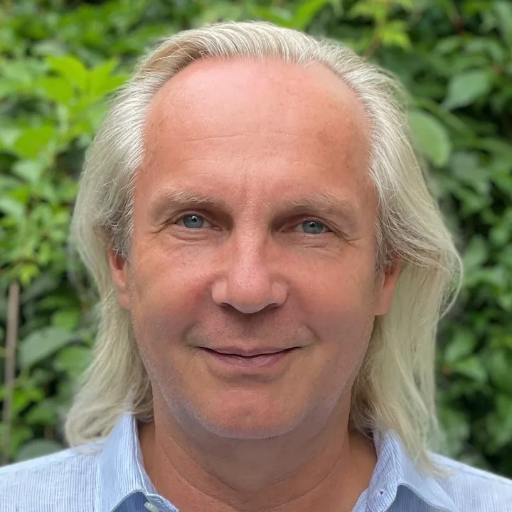 The HERE pioneer who inspired Netflix hit: 'It was a time of unlimited ...