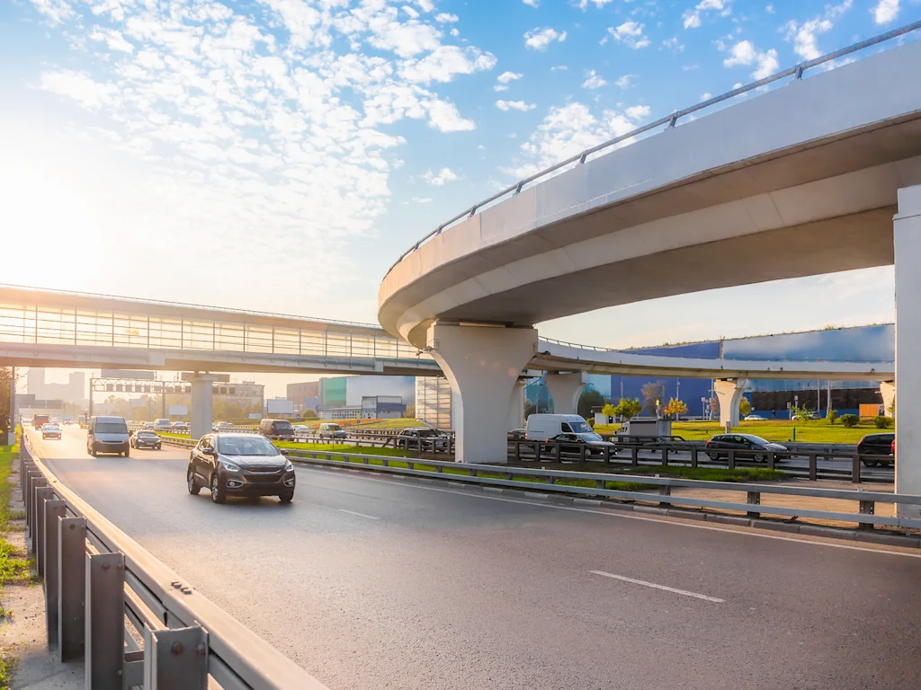 The ultimate guide to 2025’s best connected driving features and trends