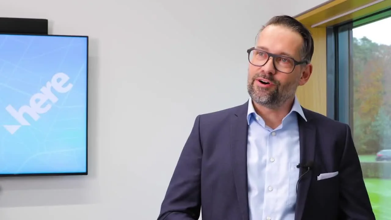 HERE Asset Tracking | Real-Time Asset Visibility | Solutions | HERE