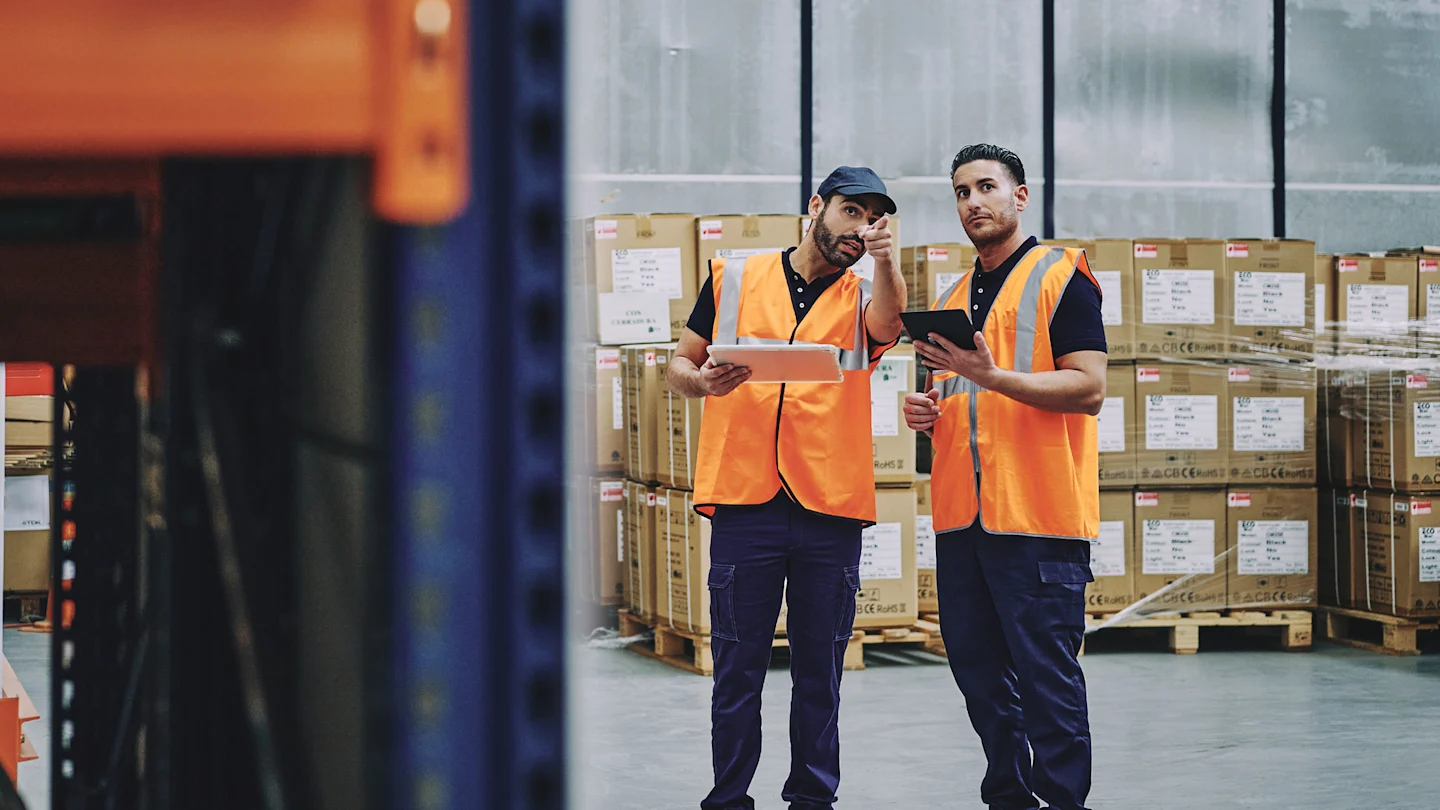 HERE Asset Tracking | Real-Time Asset Visibility | Solutions | HERE